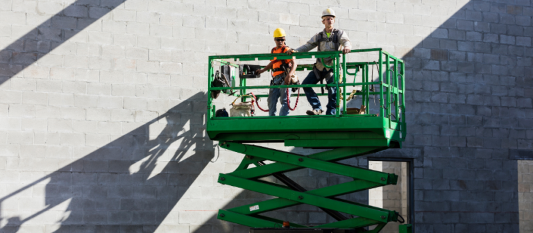 Onze opleiding schaarlift chauffeur volgen met attest | Prevom